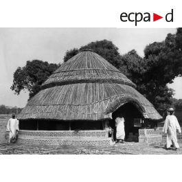 ImagesDéfense - République de Guinée, 1950. Case Foulah.