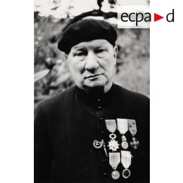 ImagesDéfense - Abbé Louis Roux. 31 août 1960. [légende d'origine]