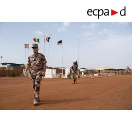 ImagesDéfense - Le général de division Marc Conruyt quitte une ...