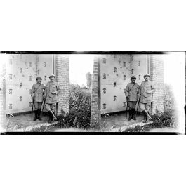 ImagesDéfense - A Reninghe (Belgique), le colonel Cordier et le ...