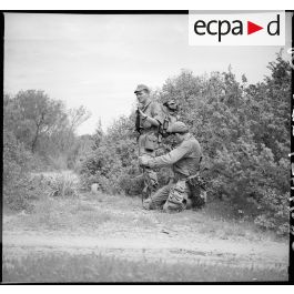 ImagesDéfense - Opération dans les monts de Saïda. [Description en cours]