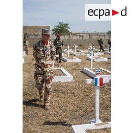 ImagesDéfense - Le général de division Jean-Pierre Palasset, commandant ...