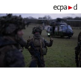 ImagesDéfense - Un commandant d'unité du 17e régiment du génie ...