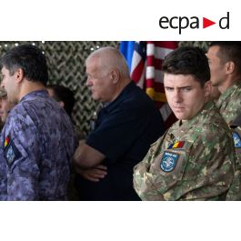 ImagesDéfense - Des observateurs roumains assistent aux manoeuvres d ...