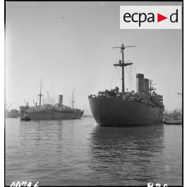 ImagesDéfense - Le paquebot transport de troupes britannique Ascanius ...