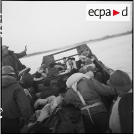 ImagesDéfense - Débarquement de troupes régulières issues des Forces ...