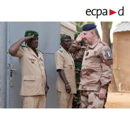 ImagesDéfense - Le médecin général des armées Philippe Rouanet de ...