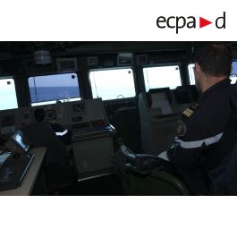ImagesDéfense - Le capitaine de vaisseau Christophe Balducchi ...