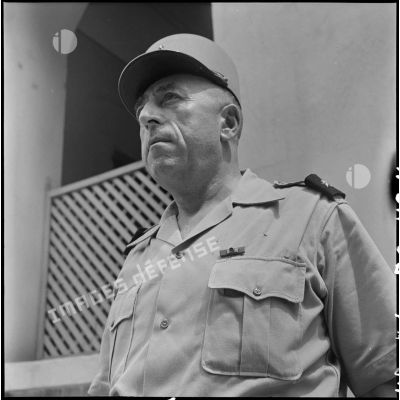 ImagesDéfense - Portrait d'un officier supérieur du CEFEO (Corps ...