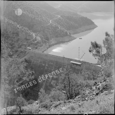 ImagesDéfense - Le barrage d'Oued-Fodda.