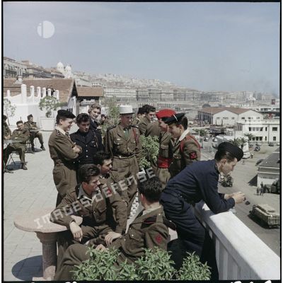 ImagesDéfense - Centre militaire de détente à Alger. Portrait de la ...