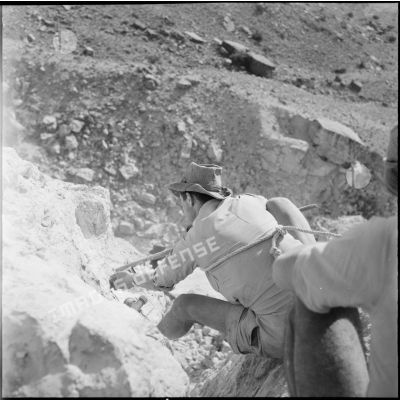 ImagesDéfense - Chantier du génie dans le massif de l'Aurès Nemencha.